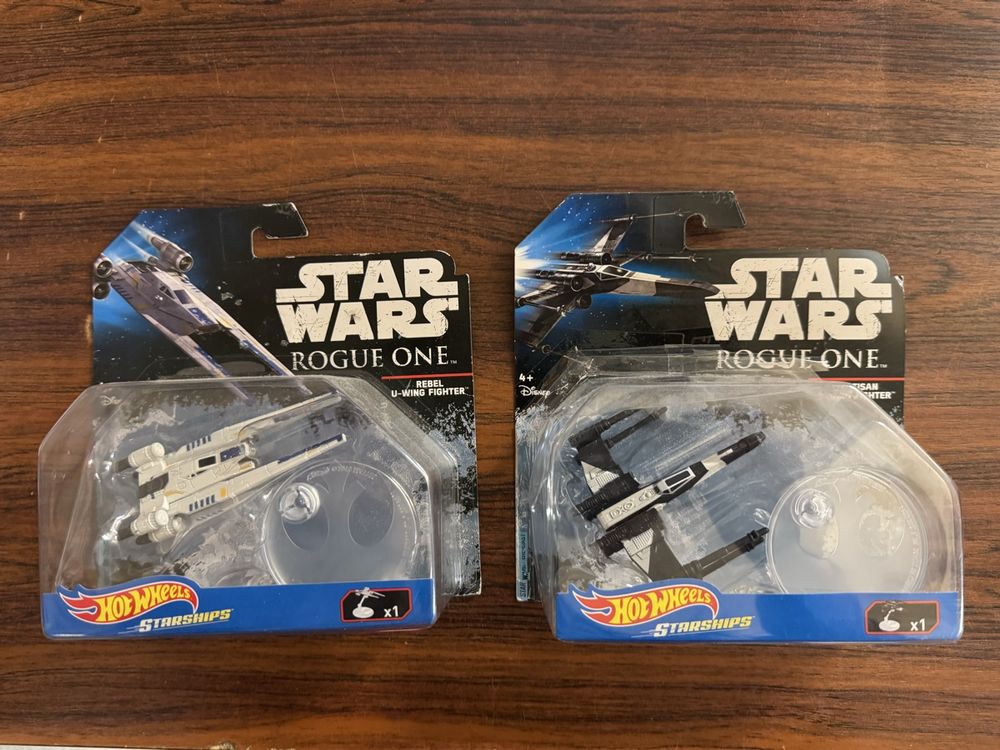 Hot Wheels Star Wars Rogue One Lot de 2 Neuf Sous Blister (Neuf (Voir ...