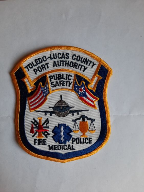 Police Airport Doledo - Lucas (Neu (gemäss Beschreibung)) in Collombey ...