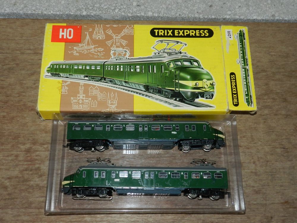 Trix Express GL (mit Mittelleiter) Triebwagen grün der NS (Gebraucht ...