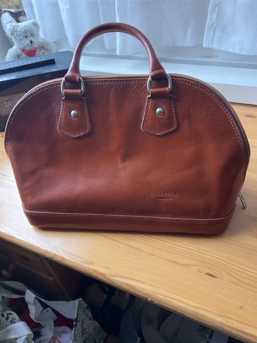Taschen Von Vera Pelle