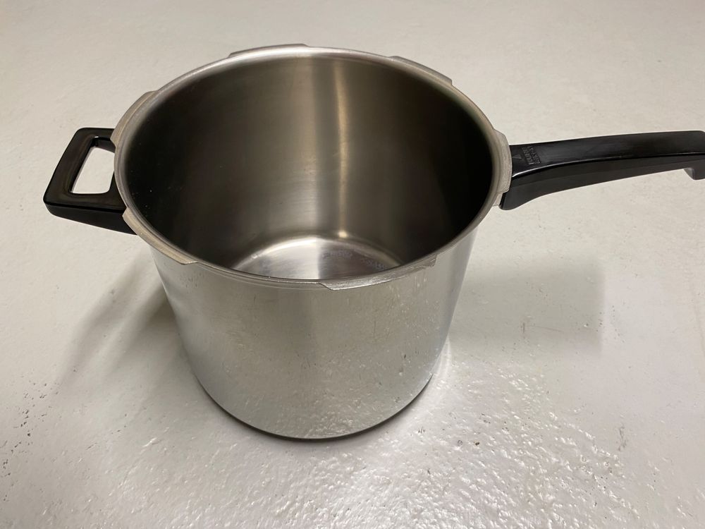 KUHN RIKON grosser Kochtopf 5 Lt/22cm ohne Deckel Swiss Made (Gebraucht) in THERWIL für CHF 8 ...