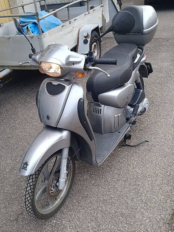 (650frs) Aprilia Scarabeo 100cc (4T) (D'occasion) à Albeuve pour CHF ...