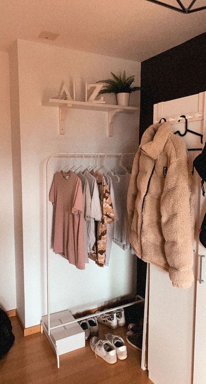 Weisses Wand - Tablar / Regal / Plateu | Kaufen auf Ricardo