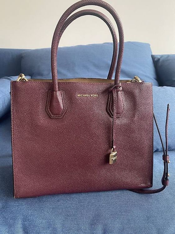 Borsa Michael Kors in pelle martellata viola (Gebraucht) in Lugano für ...