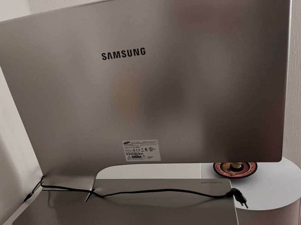 Moniteur Samsung SyncMaster SA850, 3D LED (D'occasion) à Lausanne pour ...