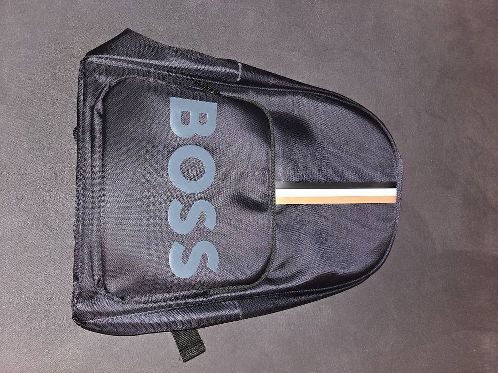 Neuer Hugo BOSS Rucksack (Gebraucht) in St. Gallen für CHF 66 – mit ...