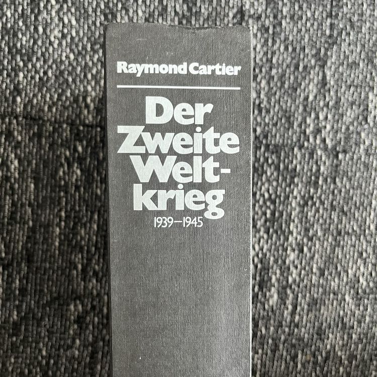 Der zweite Weltkrieg in zwei Bänden (Gebraucht) in Schwyz für CHF 3 ...