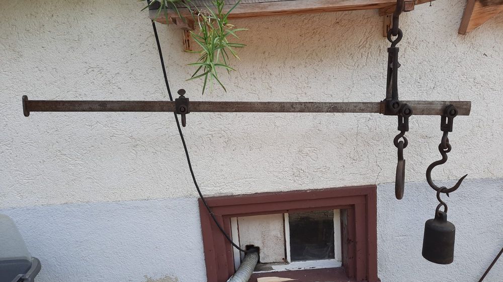 Antike Wagge aus Eisen ca.100 Jährig für 200kg. (Gebraucht) in Ennenda ...