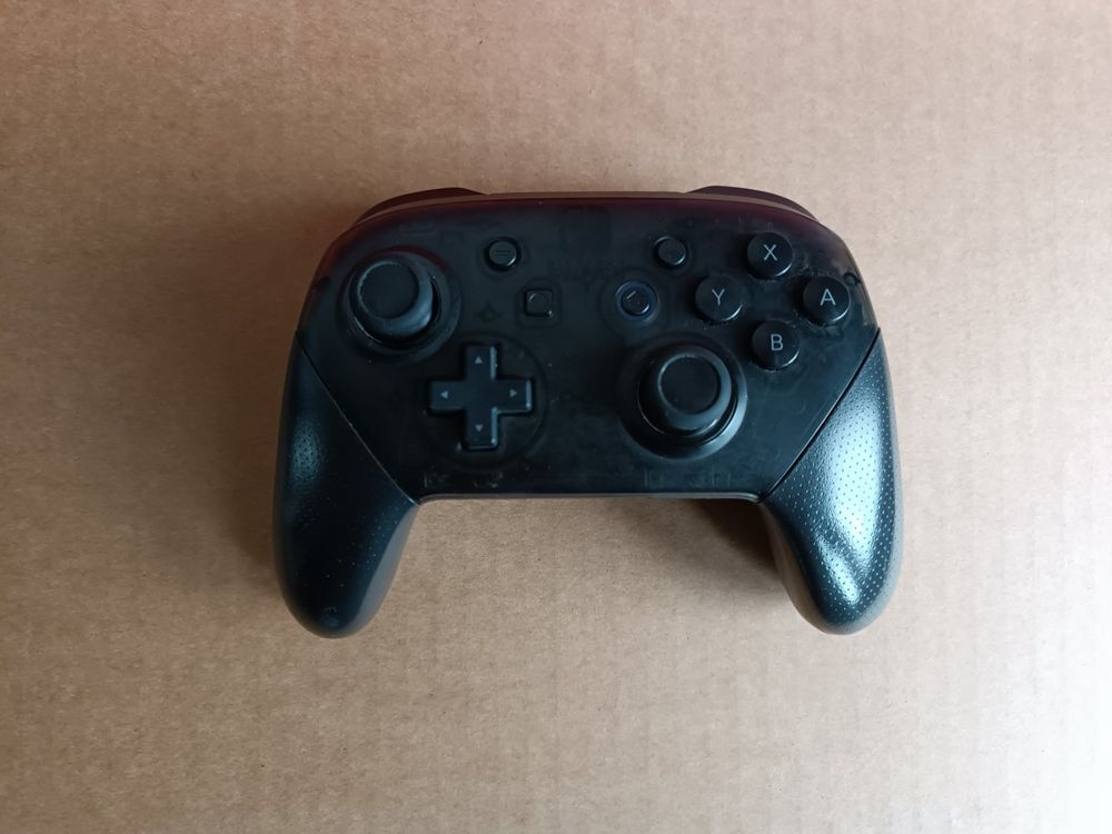 Nintendo Switch Pro Controller | Kaufen auf Ricardo