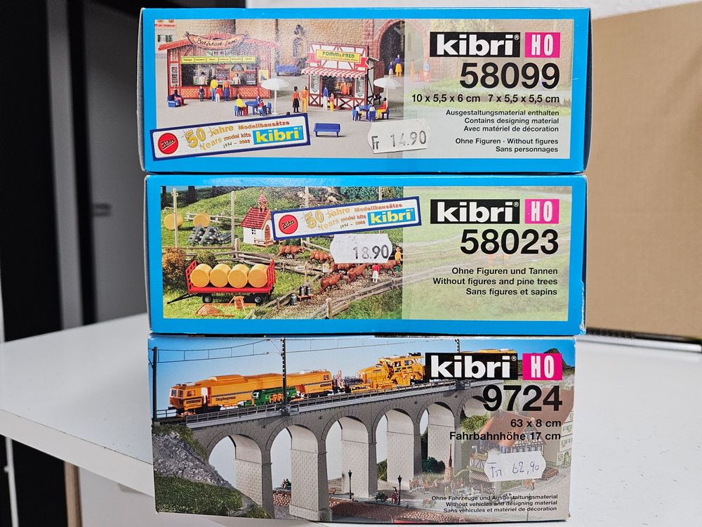 Kibri 3 kit Maquette à monter HO NEUF dès 1.-fr (Neu und ... Kibri 3 kit Maquette à monter HO NEUF dès 1.-fr (Neu und ...