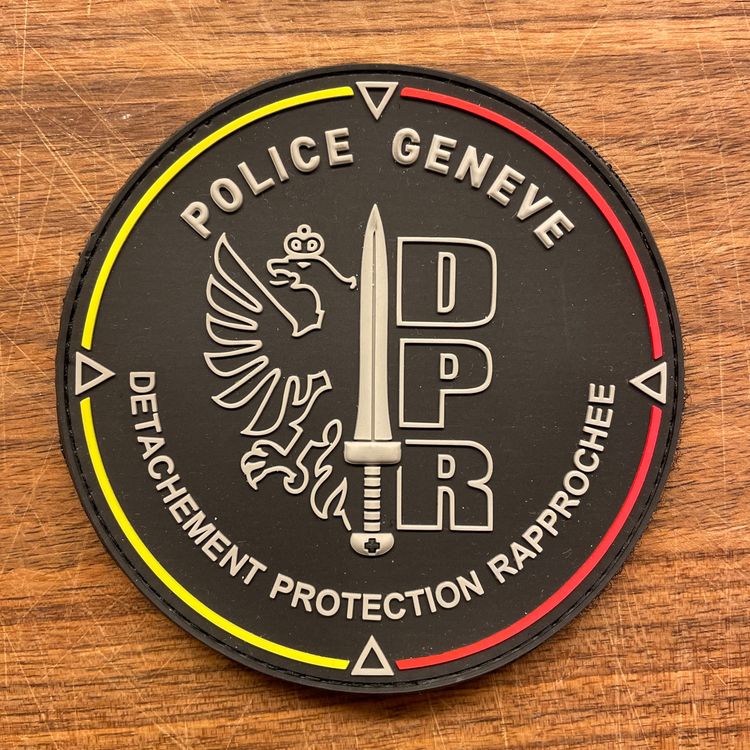 Patches POLICE GENEVE DETACHEMENT PROTECTION RAPPROCHEE (Gebraucht) in ...