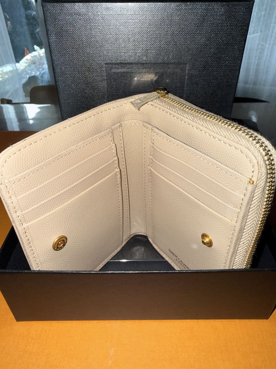 Saint Laurent Portemonnaie Beige, Neuwertig, Top Zustand! (Neu und ...