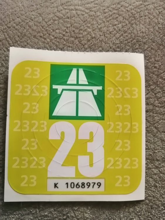 Autobahnvignette 2023 (Neu und originalverpackt) in Belp für CHF 38 – mit Lieferung auf Ricardo ...