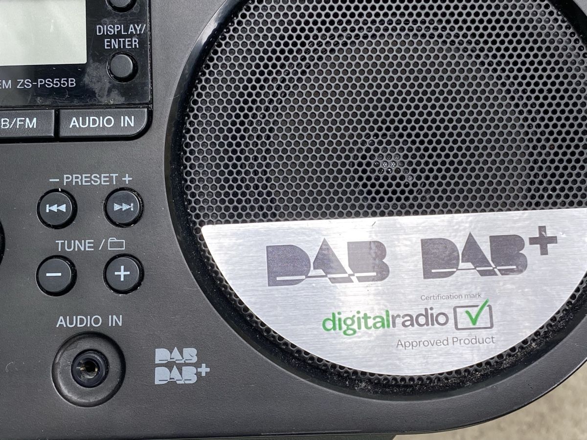 Sony ZS-PS55B Radio, USB, DAB+, FM CD Player defekt (Defekt) in Rabius ...