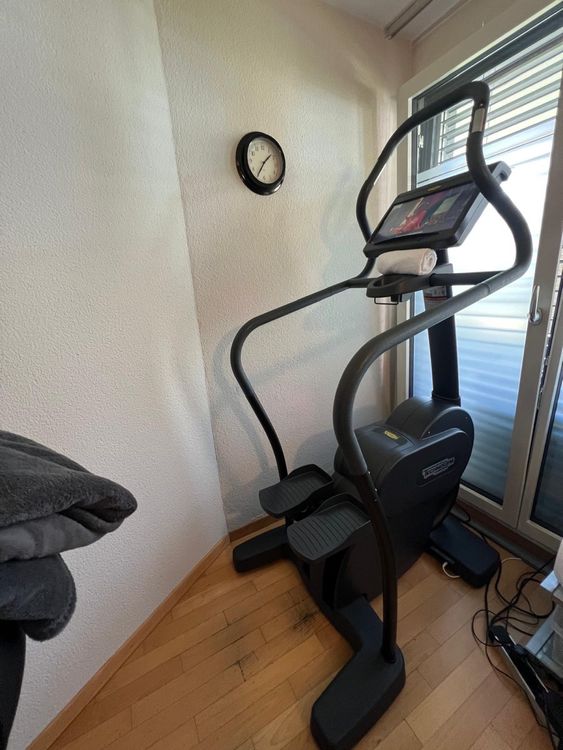 Technogym Stepper Profigerät, wenig gebraucht (Gebraucht) in Dübendorf ...