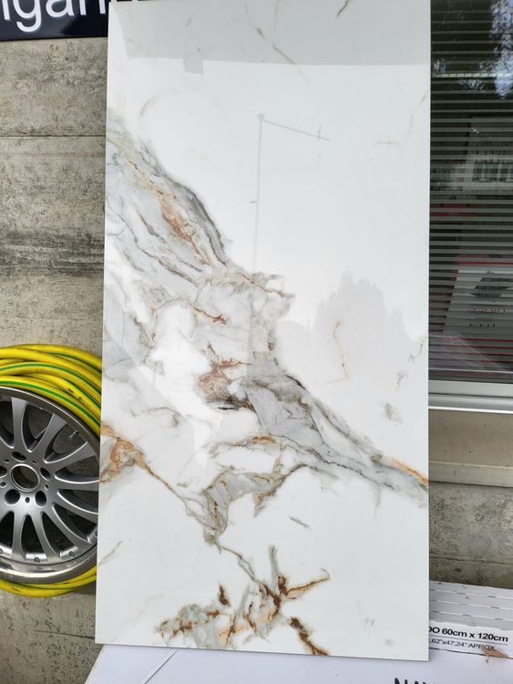 Feinsteinzeug 60x120 Glanz Natursteinoptik | Kaufen auf Ricardo