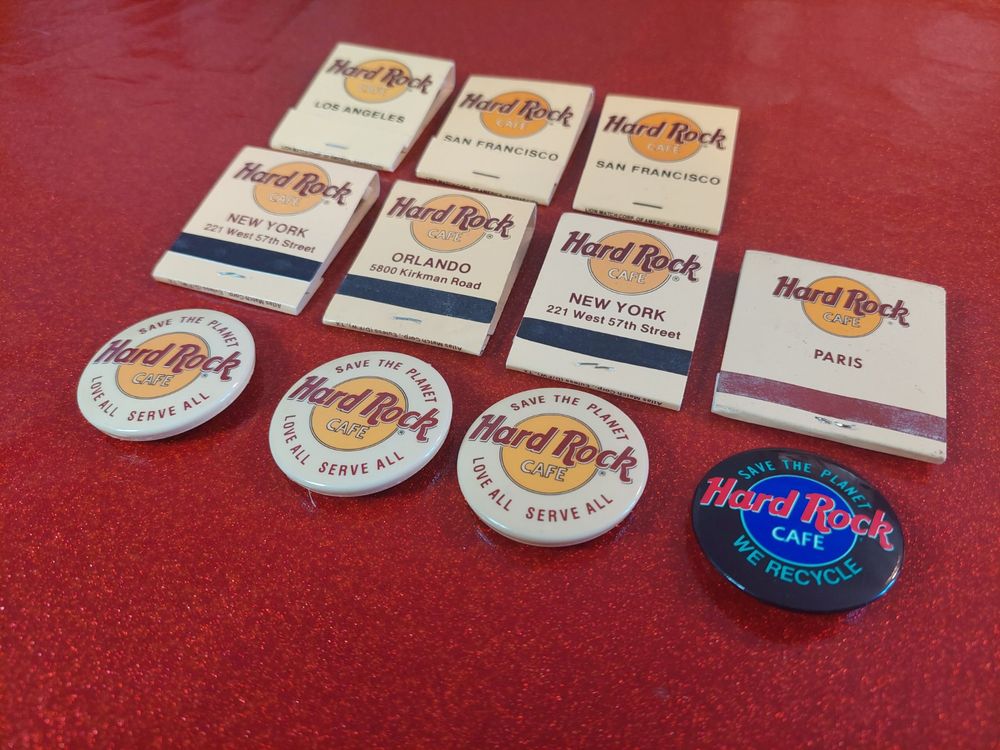 Hard Rock Café pins et boîtes d'allumettes neuves (Neu (gemäss ...