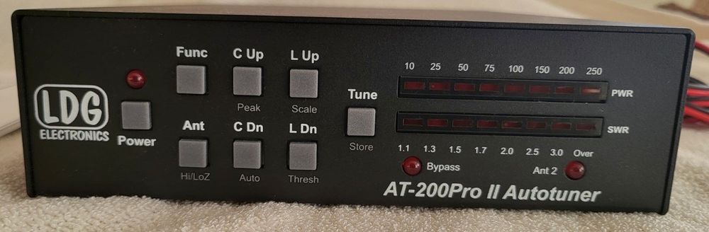 LDG AT-200ProII Desktop Antennen Tuner | Kaufen auf Ricardo