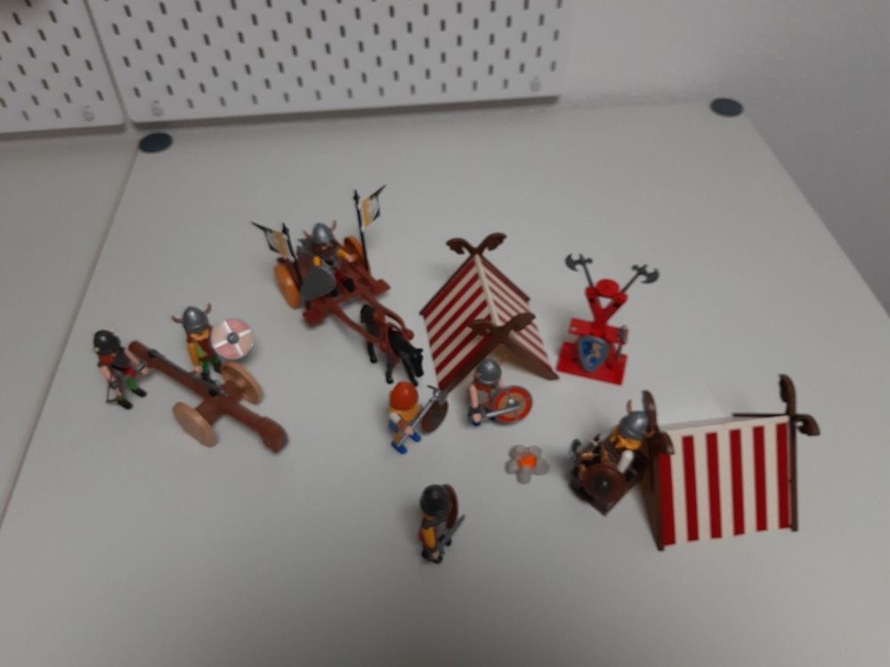 Wikinger mit Rammbock, Wagen und Zelten (Gebraucht) in Mellingen für ...