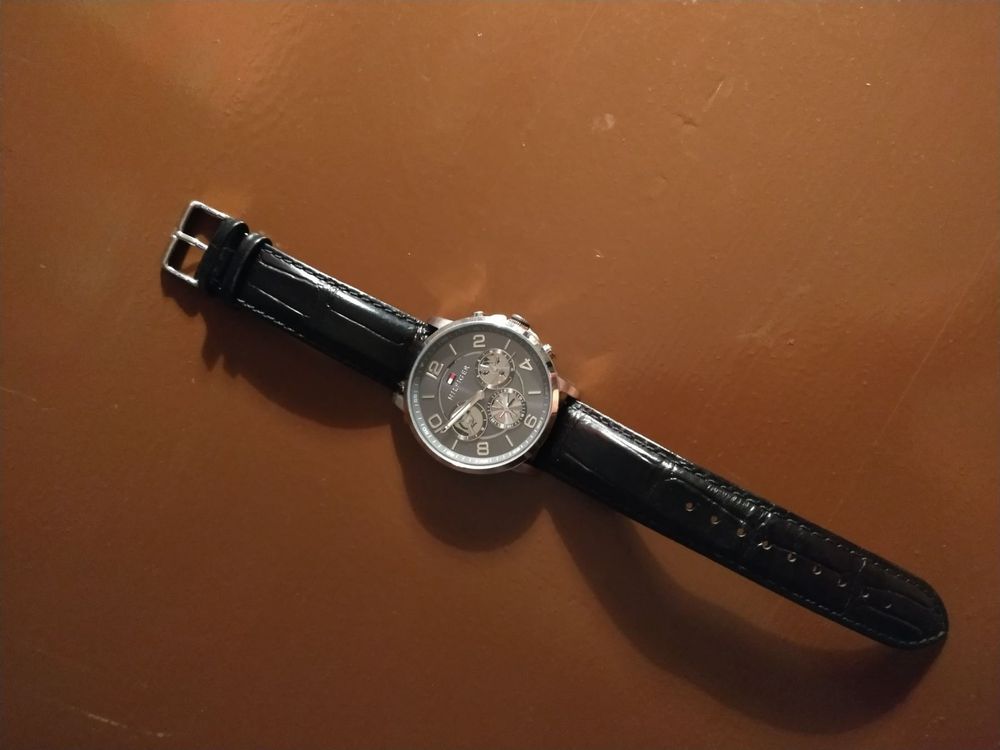 Montre pour homme Tommy Hilfiger 1791289 (Gebraucht) in Sugiez für CHF ...