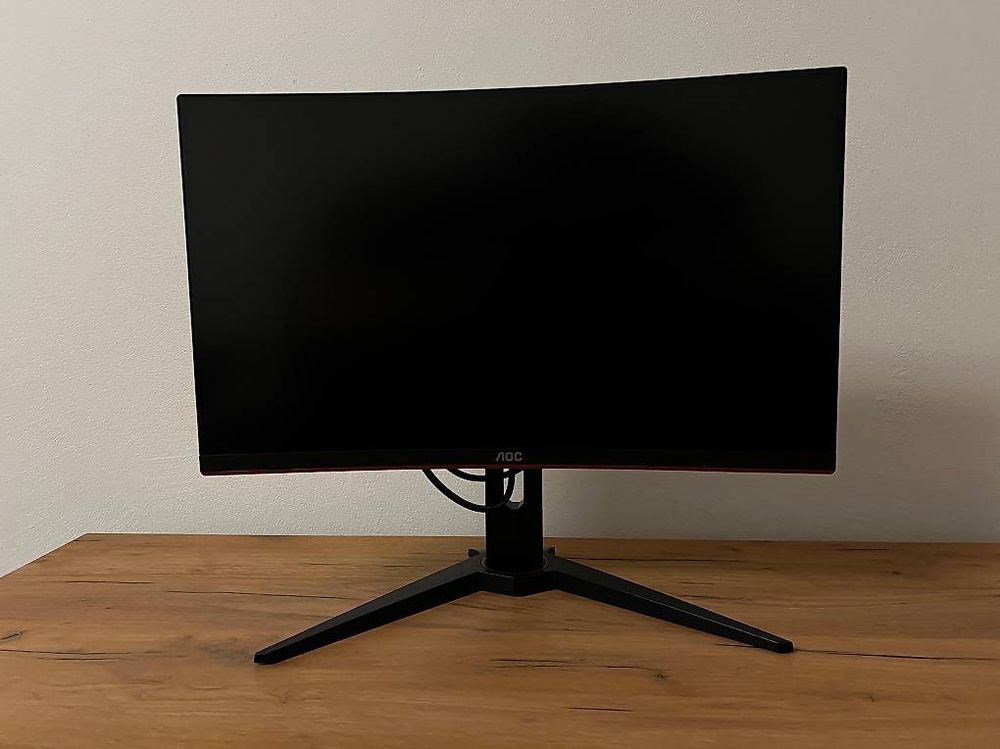 AOC C24G1 24" curved monitor (Gebraucht) in Maienfeld für CHF 135 – mit ...