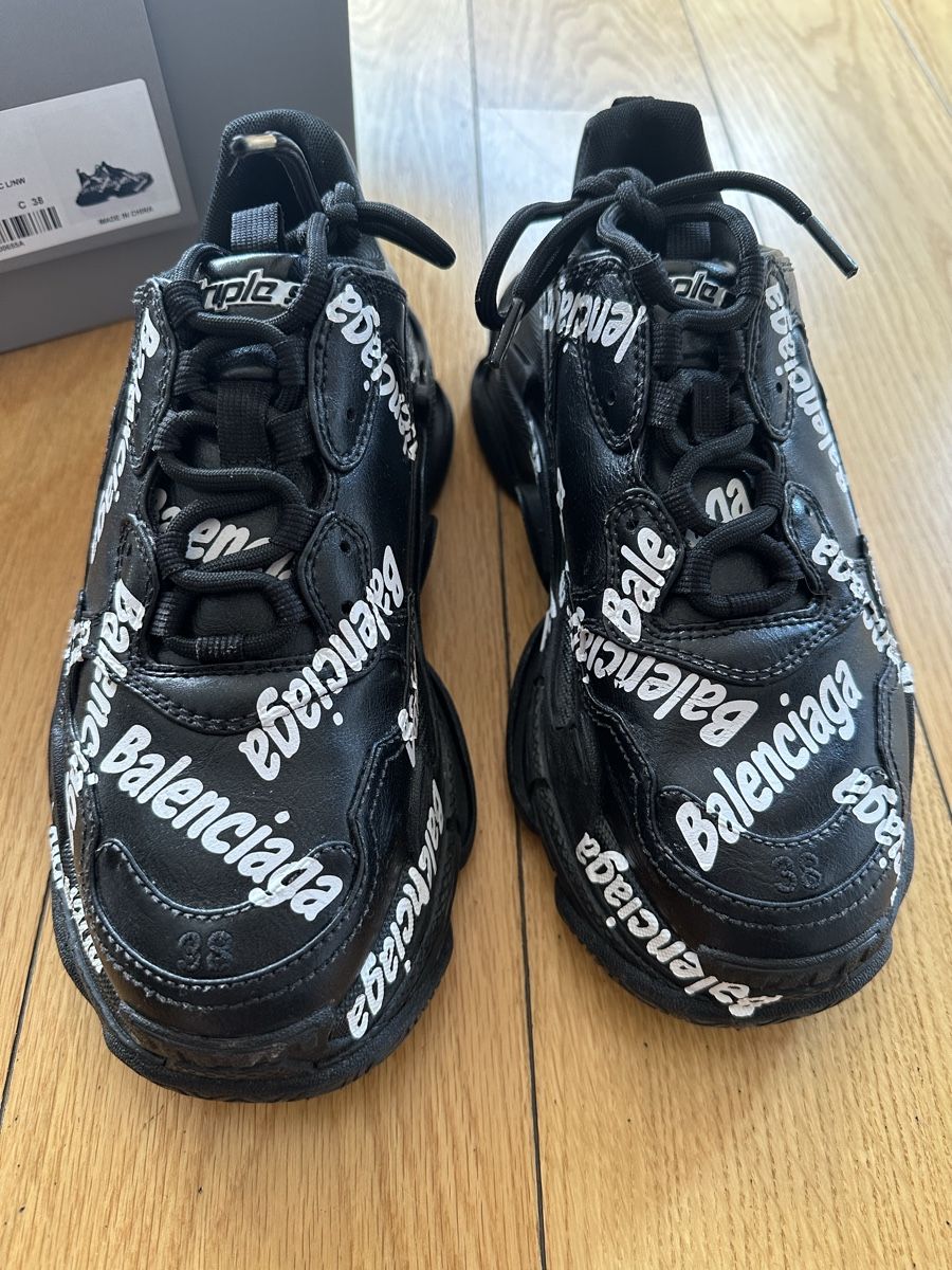 Balenciaga Triple S logo sneakers 38 size (Neu (gemäss Beschreibung ...