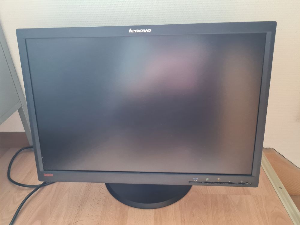 Lenovo Monitor ThinkVision LT2252 Wide, gebraucht, Top! (Gebraucht) in ...