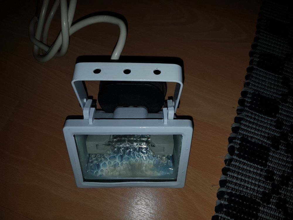 Siebdruck Belichtungslampe 150W (Gebraucht) in Glattbrugg für CHF 15 – mit Lieferung auf Ricardo ...