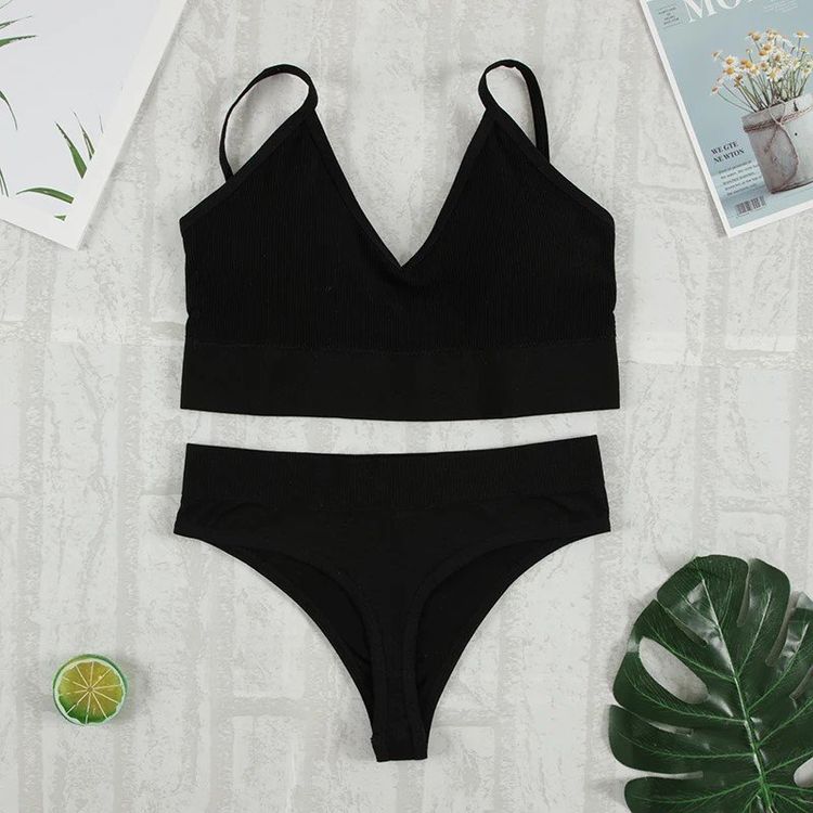 Set Einfacher Solider BH und Tanga M(36/38), L(40/42) | Kaufen auf Ricardo