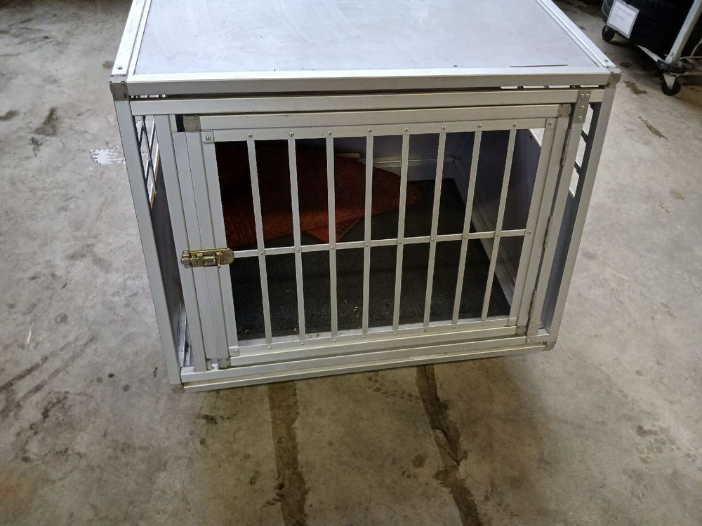 Hundebox Transportbox XXL 100x80x70cm Hund von Dobermann (Gebraucht) in ...