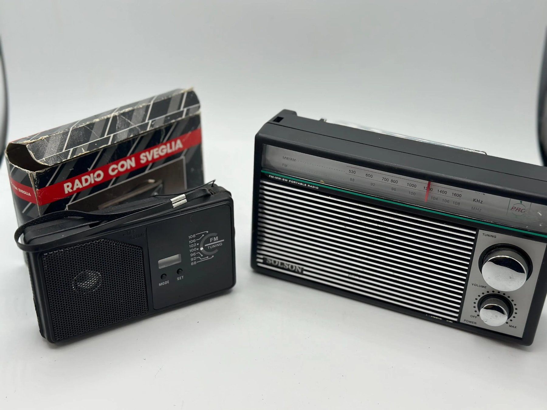 2 RADIO of 1990! Sveglia & Solson +Test OK! FM/Transistor (Gebraucht ...