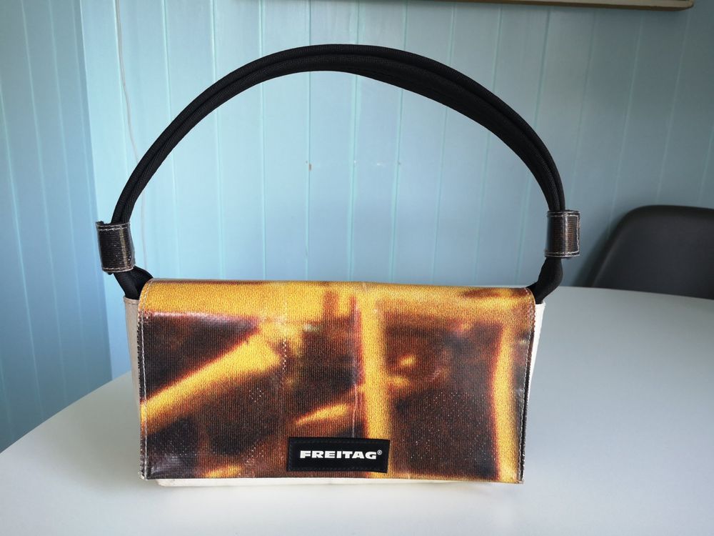 FREITAG TASCHE LAURA F71 DIGIPRINT (Gebraucht) in Sissach für CHF 130 ...
