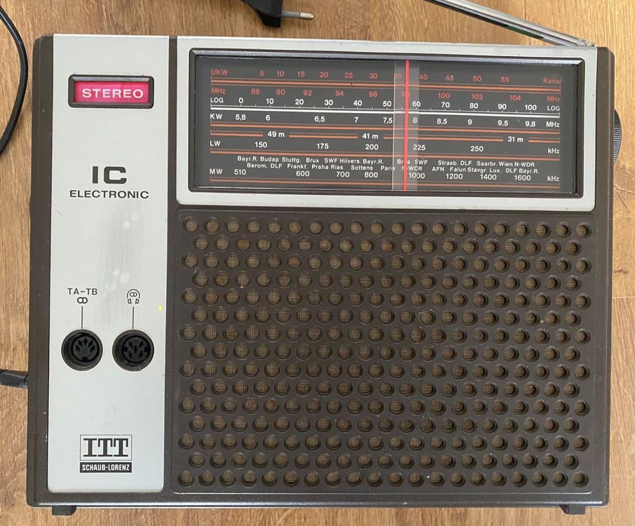 Radio Retro UKW ITT Schaub-Lorenz Weekend Stereo 107 - 70er (Gebraucht ...