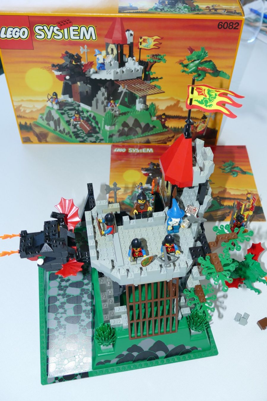 Lego 6082 - Fire Breathing Fortress (komplett mit Box) (Gebraucht) in ...
