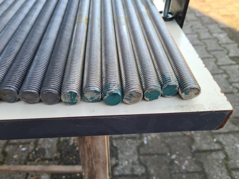 1m Gewindestangen (Gebraucht) in biel/bienne für CHF 46 – mit Lieferung auf Ricardo kaufen