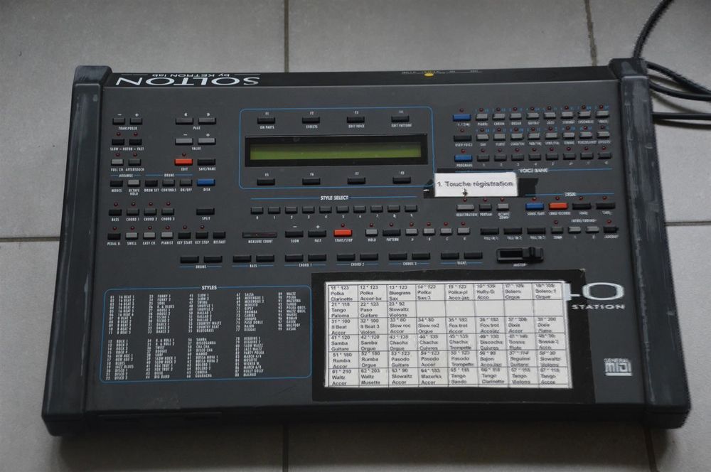 Solton MS40 - Keyboard Arranger (Gebraucht) in Collonges für CHF 140 ...