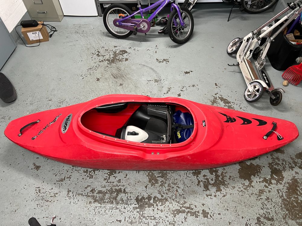 Kajak Prijon Machine rot | Kaufen auf Ricardo