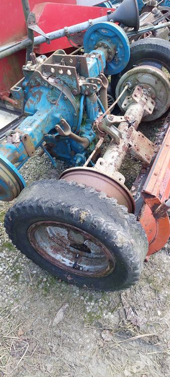 Div. Anhänger und Maschinen (Defekt) in Menznau für CHF 123456 – nur ...