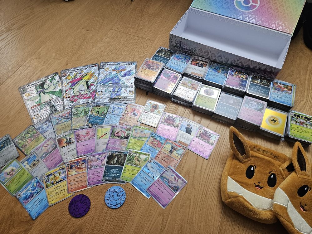 Prismatic Evolution/ Destined Rivals - Holo's/ Reversed/Bulk (Neu ...