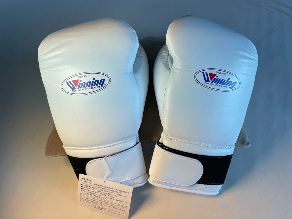 Winning Japan Boxhandschuhe 16oz (Neu und originalverpackt) in Zürich ...