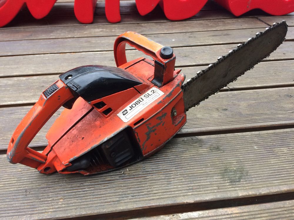 Alte Motorsäge JOBU SL2 (Defekt) in Camorino für CHF 31 – mit Lieferung auf Ricardo kaufen