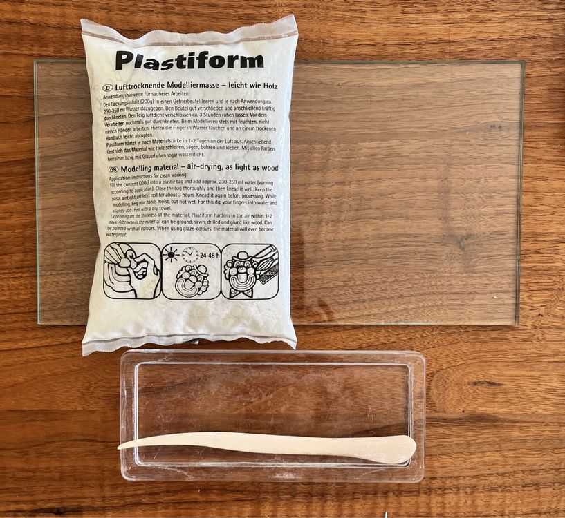 Plastiform Modelliermasse mit Zubehör (Neu und originalverpackt) in Aarau für CHF 5 – mit ...