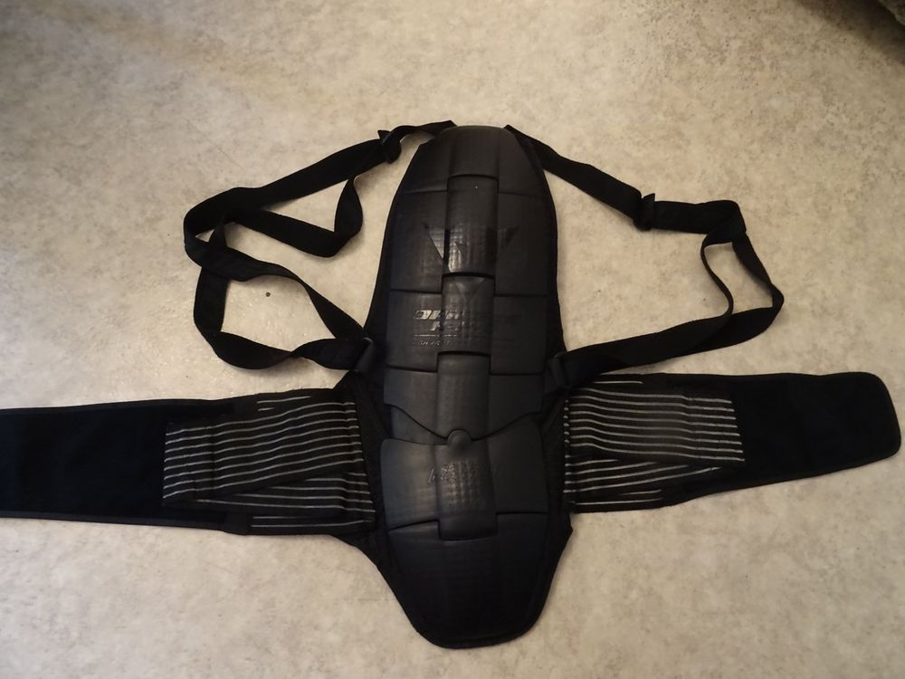 Dainese Rückenpanzer H-P-C (Gebraucht) in Binningen für CHF 35 – mit Lieferung auf Ricardo kaufen