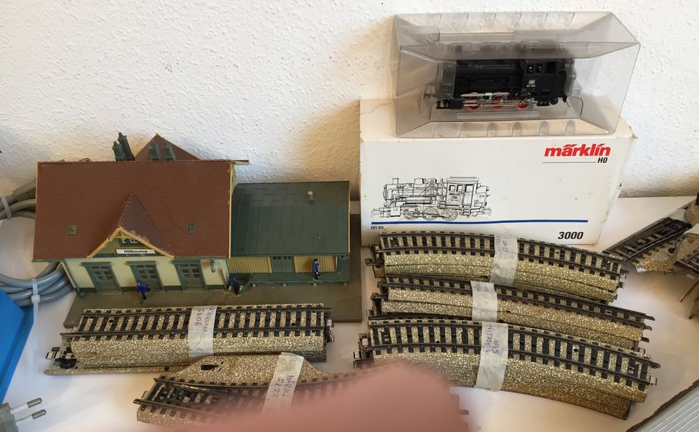 Märklin Teile für Bastler, DLok 3000, 2Trafos, 6 Wagons usw. (Gebraucht ...