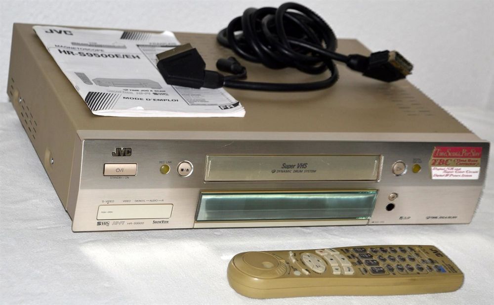 Videorecorder Super VHS JVC HR-S9500E magnétoscope (Gebraucht) in Collonges für CHF 280 – mit ...