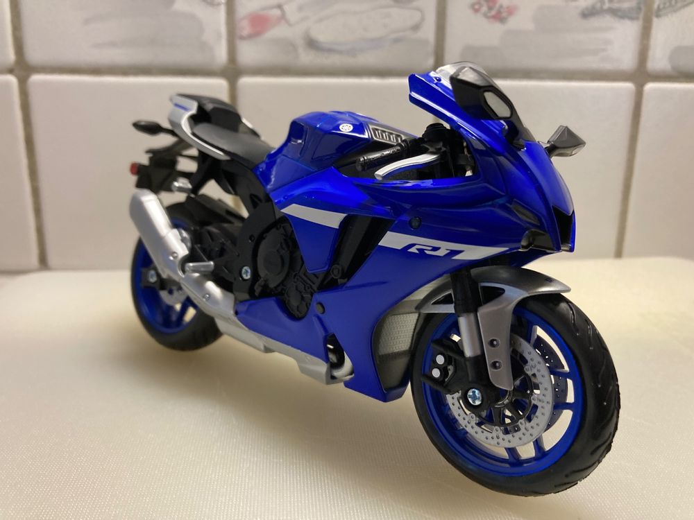 Yamaha YZF-R1 2021 1/12 | Kaufen auf Ricardo