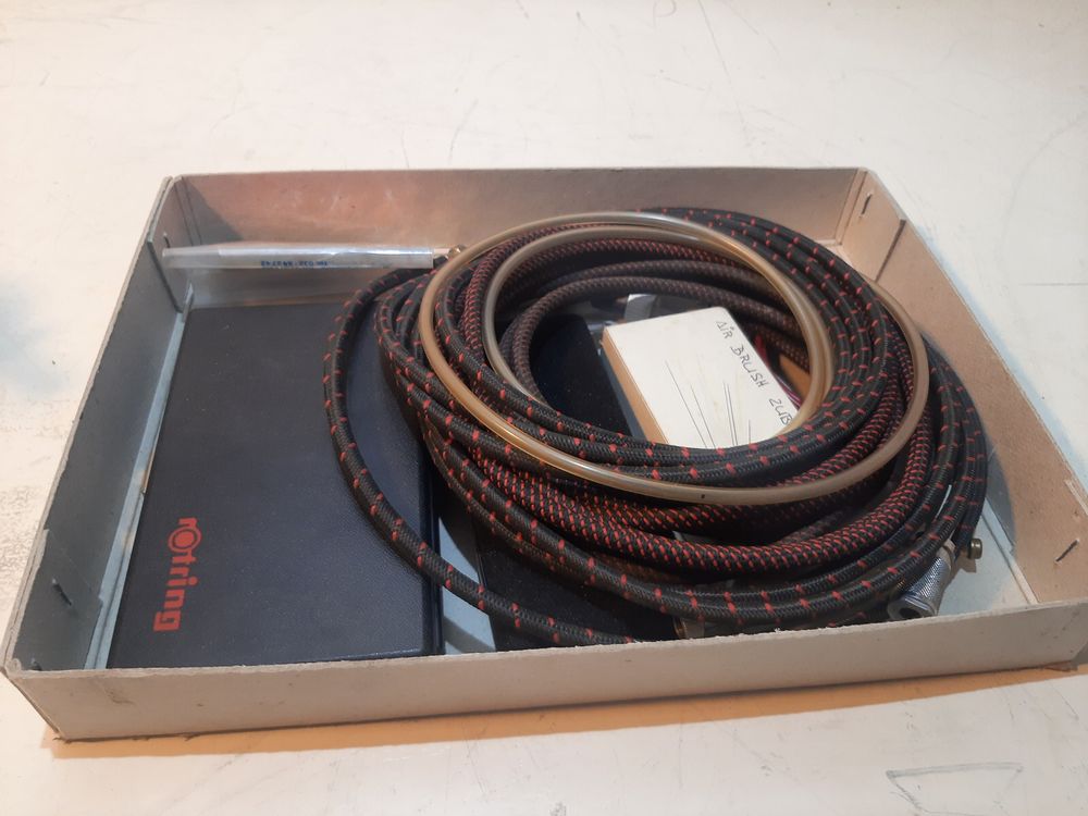 Airbrush-Set, Kompressor JUN-AIR G-1710 / Rotring (Gebraucht) in ...