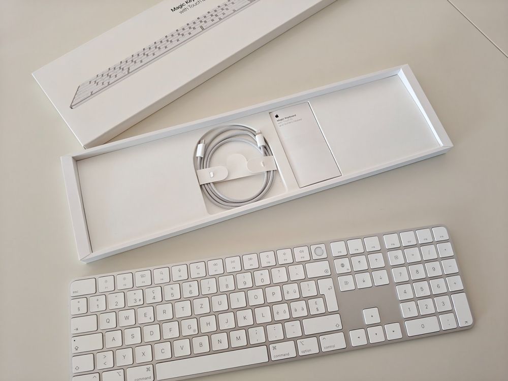 Apple Magic Keyboard mit Touch ID - Neuwertig | Kaufen auf Ricardo