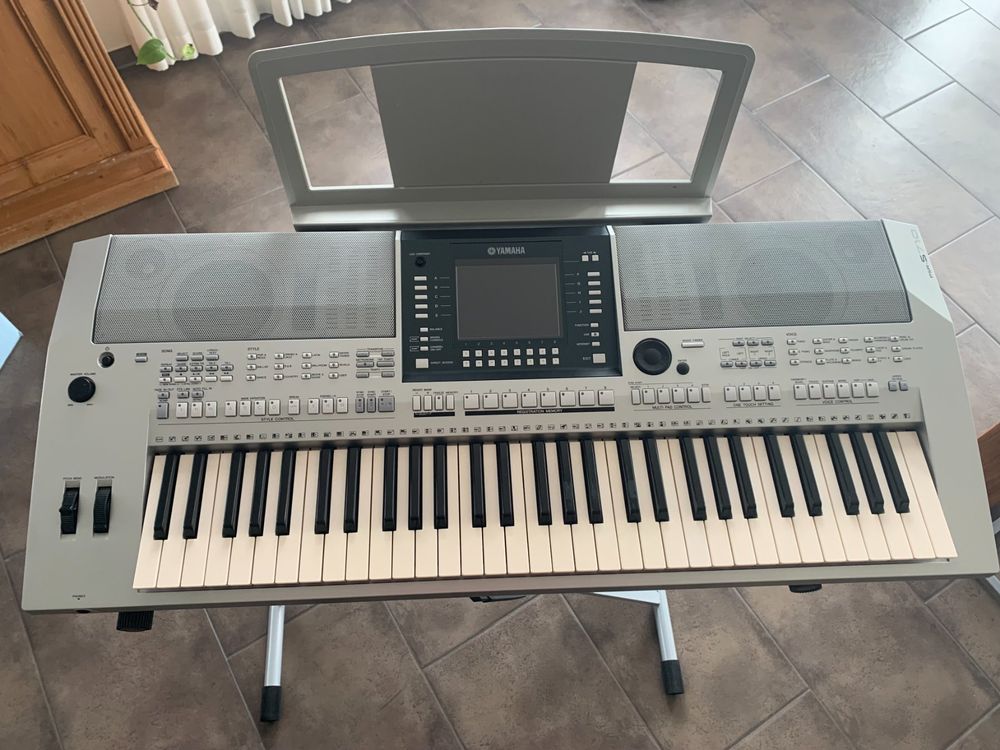 Keyboard Yamaha PSR-S710 | Kaufen auf Ricardo