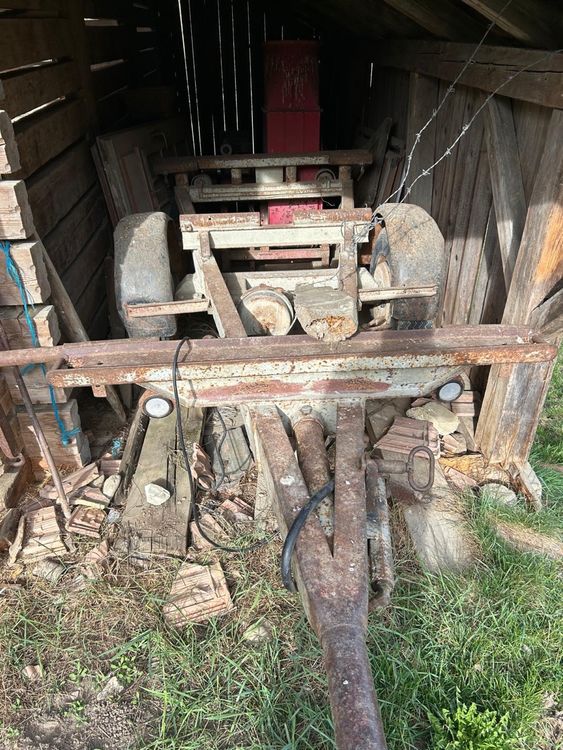 Ein Achs Anhänger (Verhandelbar) (Gebraucht) in Trimmis für CHF 40 – nur Abholung auf Ricardo kaufen